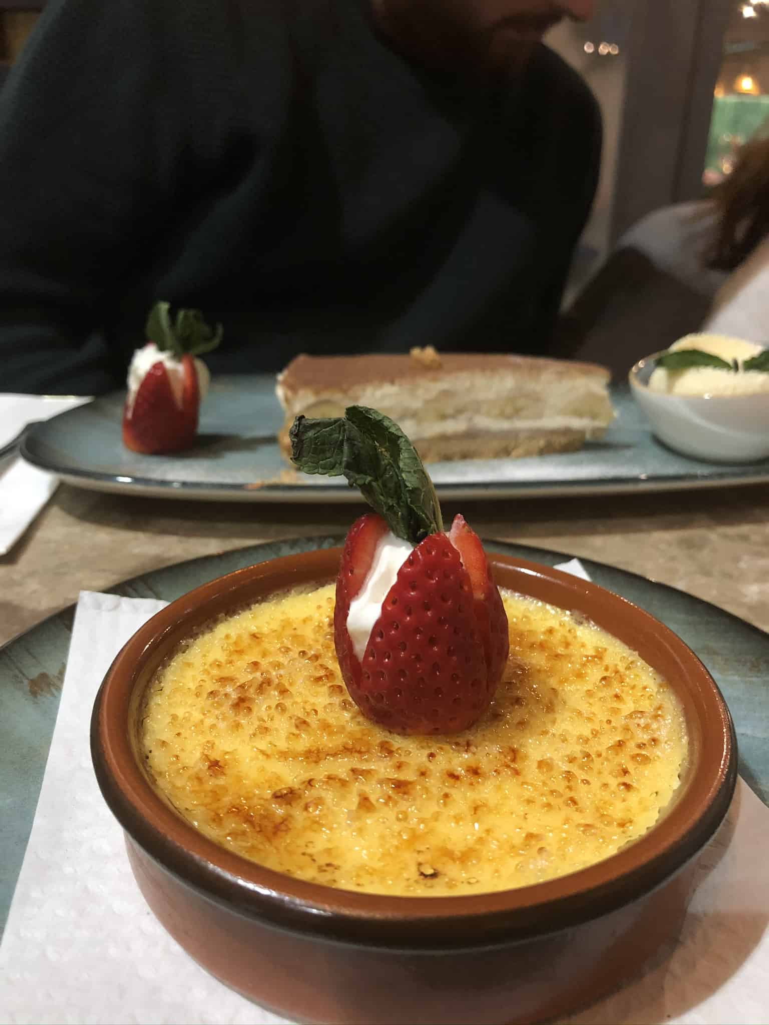 RESTAURANT REVIEW: DeRoka Milton Keynes - Sophie's Suitcase