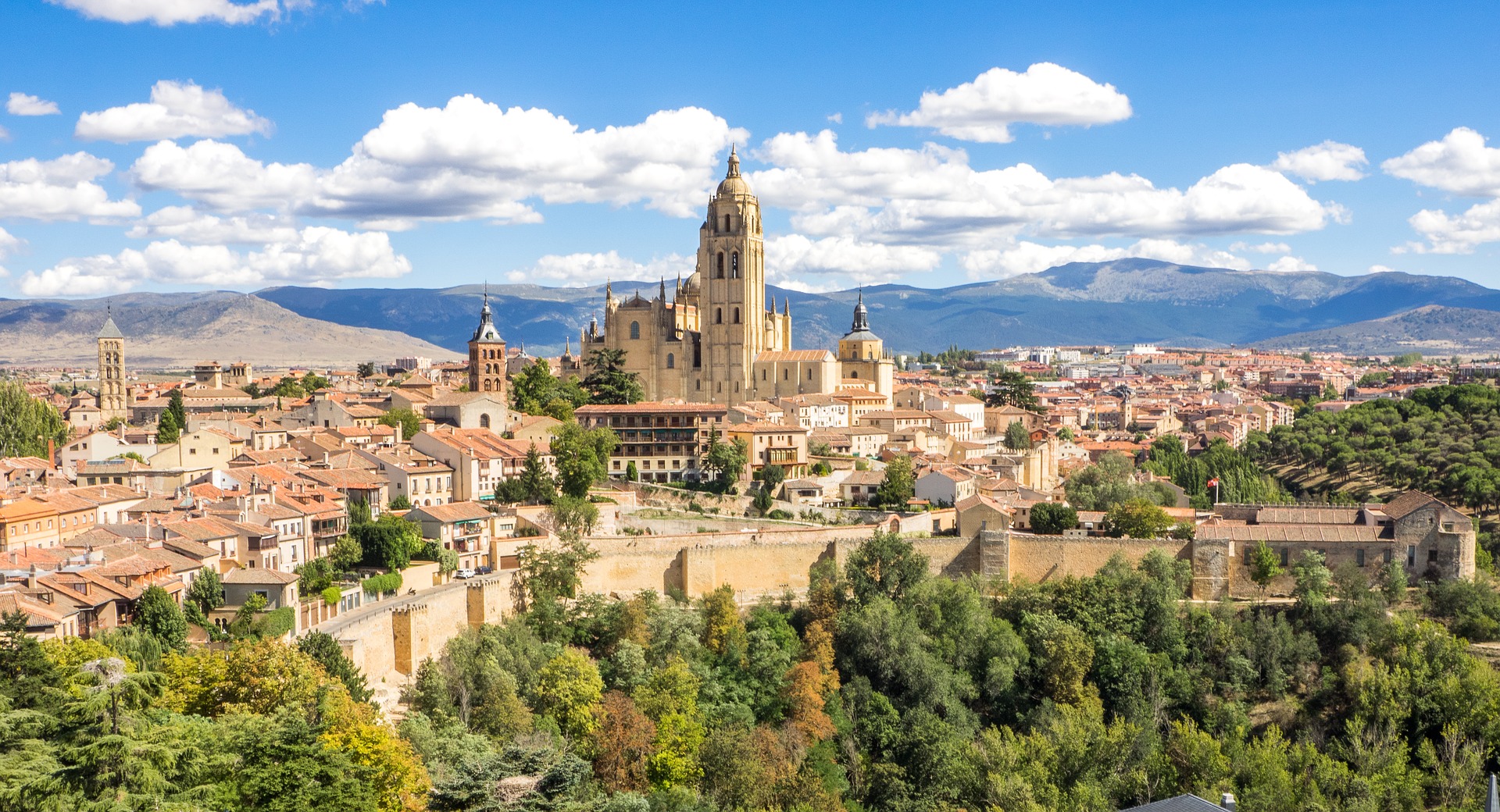10 Things to do in Segovia | Segovia Attractions - Sophie's Suitcase